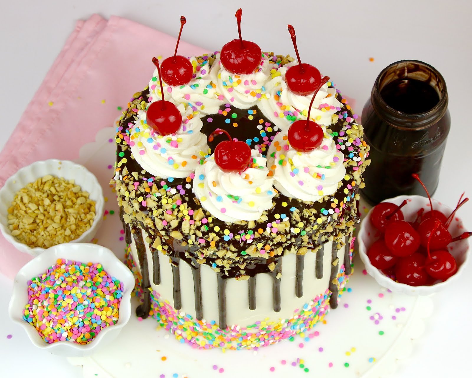 {VIDEO} Chocolate Fudge Sundae Drip Cake - The Lindsay Ann
