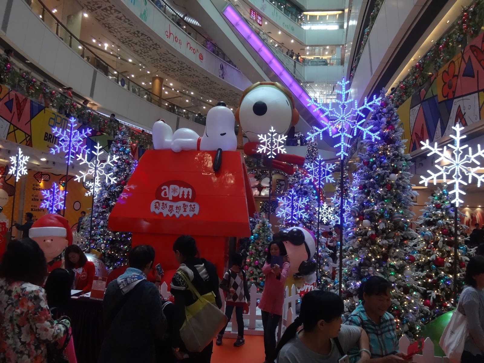 Soldier 的世界: 觀塘apm商場史諾比和你過聖誕節