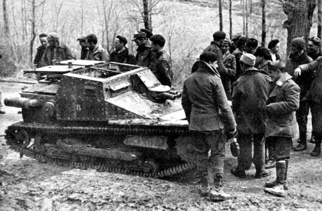 Z pola walki: Tankietka CV-33/ CV-33 tankette