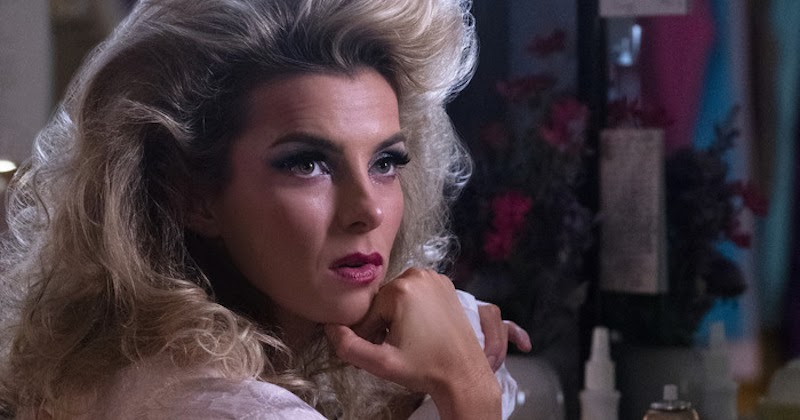 TV-Recaps-Reviews: REVIEW: 'GLOW' - Debbie Makes Big Moves While Carmen ...