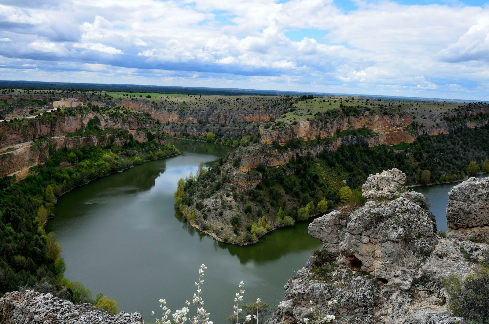 Tras los pasos del Románico: Carrascal del Rio, Románico Segoviano