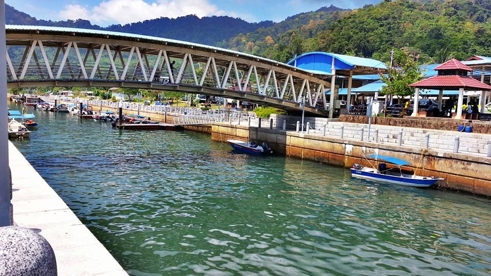 Fila Territory ~ Color The World: Kampung Tekek, Pulau Tioman, Pahang ...