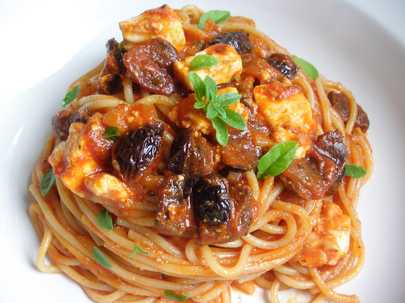 Come to cook: Σπαγγετι με ελιες και φετα
