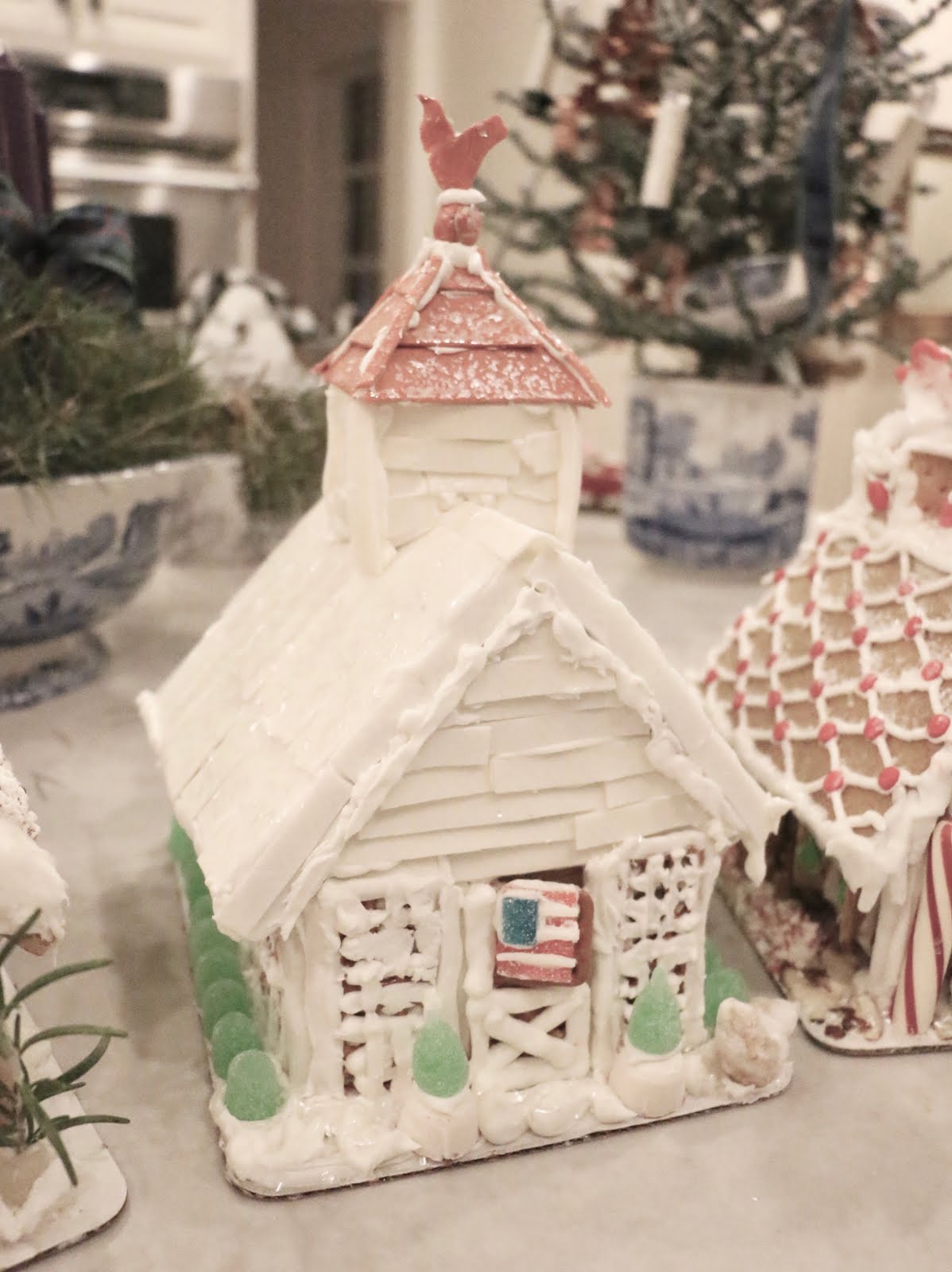 Annual Gingerbread House Decorating Party - Eleven Gables