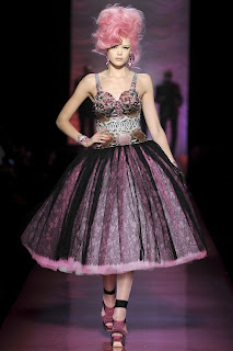 Tout savoir sur le métier de styliste !: Un styliste célèbre!