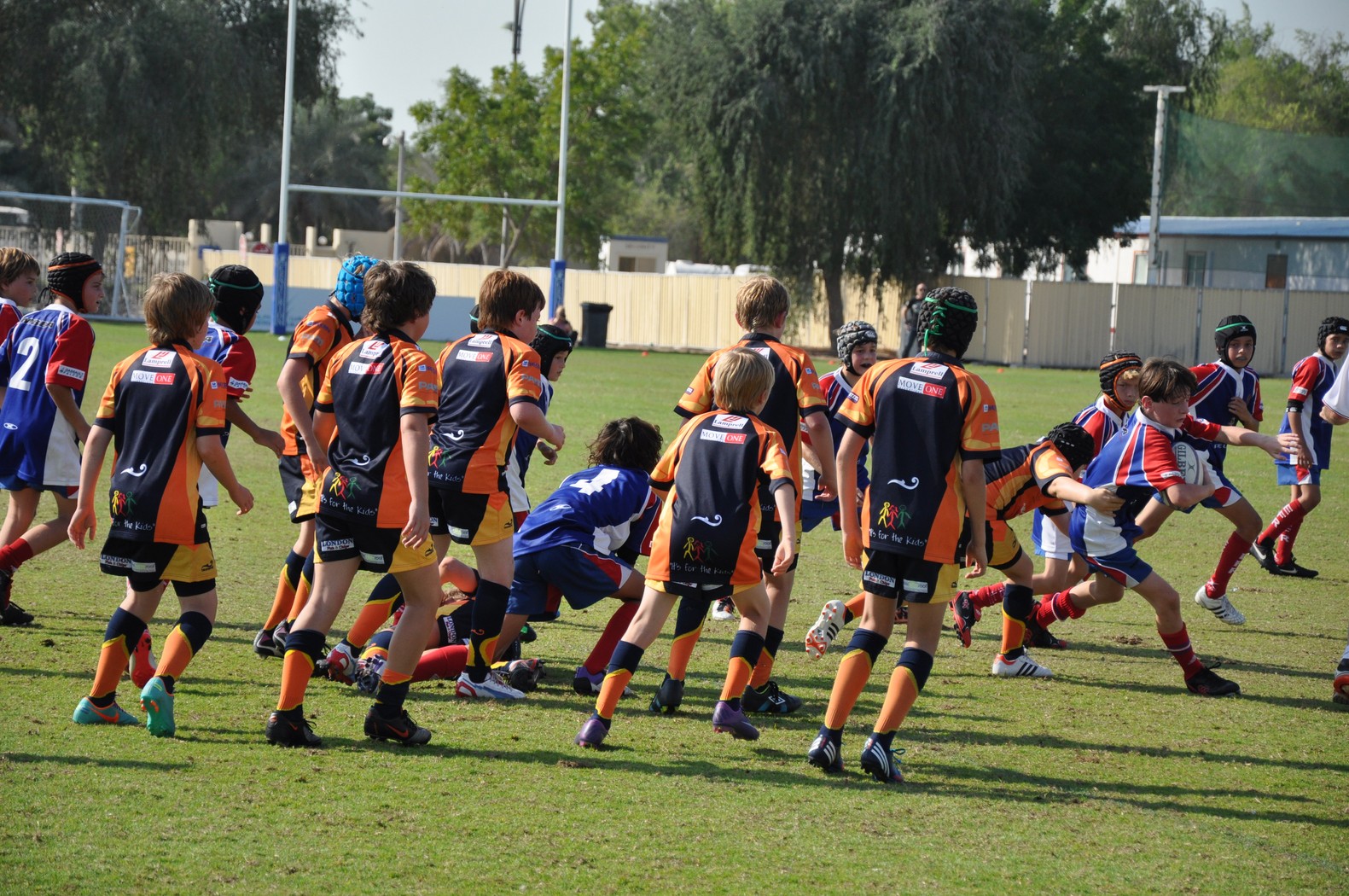 (2) Sous le soleil de....: Rugby EFR Abu Dhabi contre Arabian knights