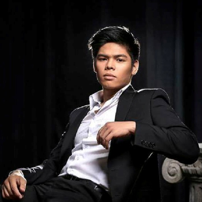 Meet Arman Ferrer: One Of Our Brightest Actors Today In Musical Theatre ...