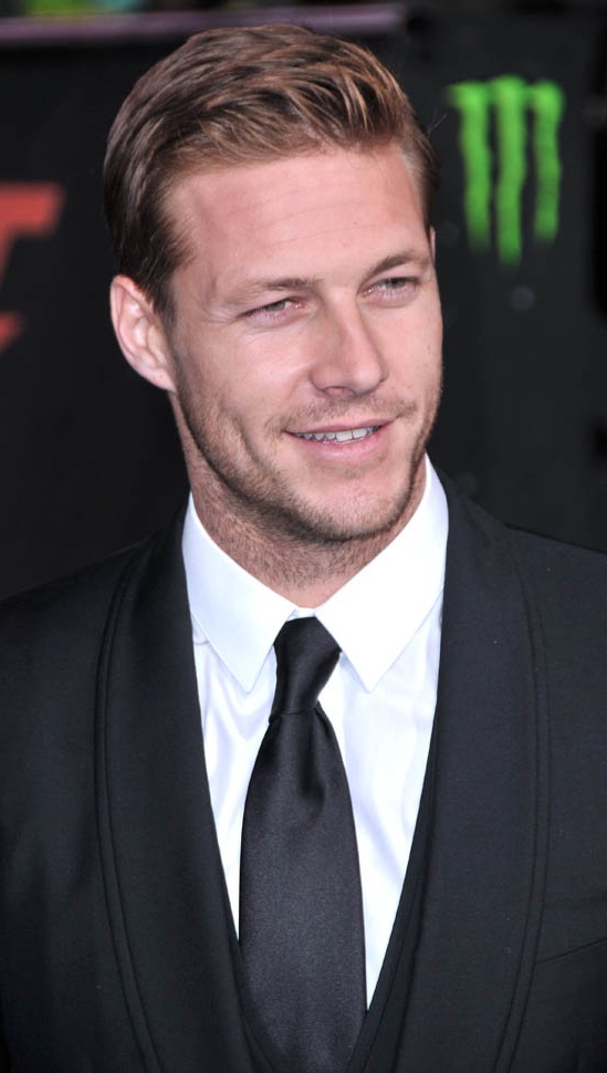 VJBrendan.com: Luke Bracey at the 'Point Break' Premiere