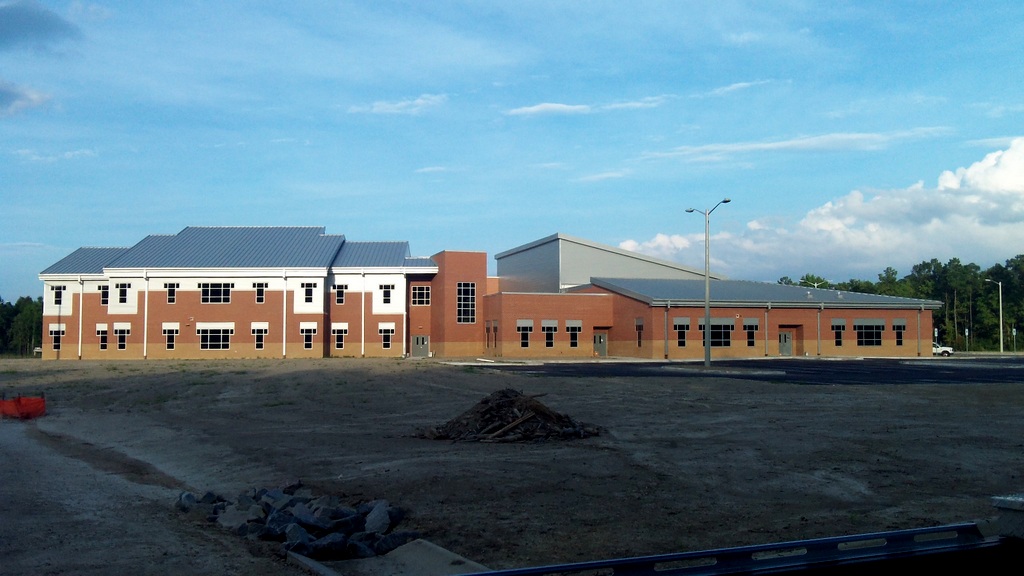 Gloucester VA Links and News: Page Middle School Now Open With More Issues