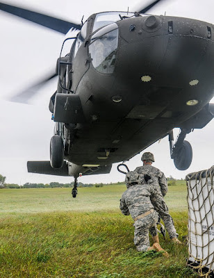 Red Bull Rising: Iowa 'Red Bull' Soldiers Practice Air-Assault Skills