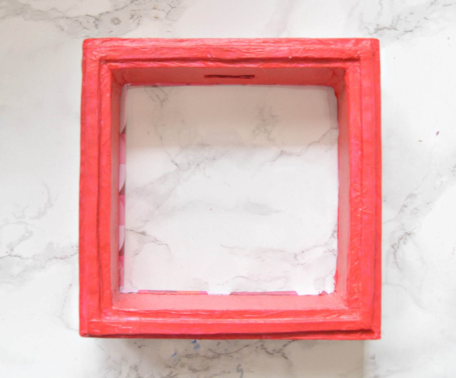 Vikalpah: DIY Shadow Box using Cardboard