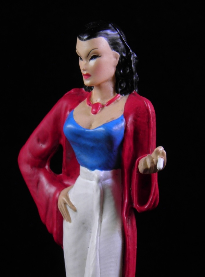 She's Fantastic: Classic Comic Character - DRAGON LADY Statue!