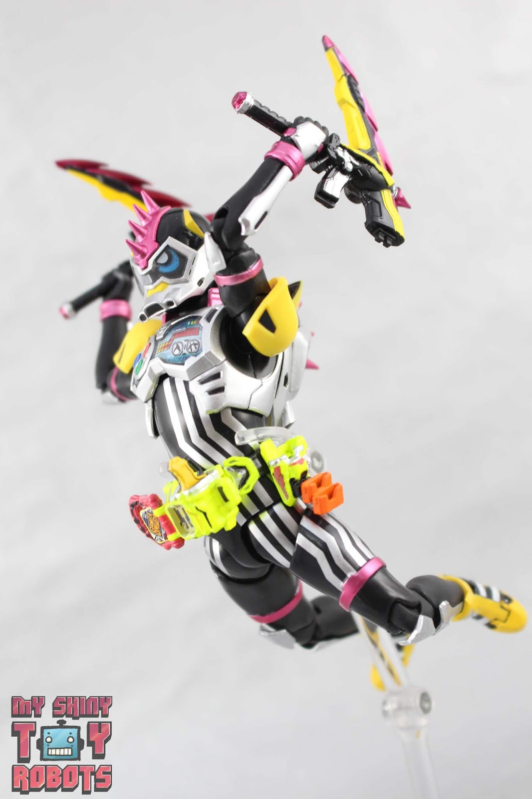 My Shiny Toy Robots: Toybox REVIEW: S.H. Figuarts Kamen Rider Lazer ...