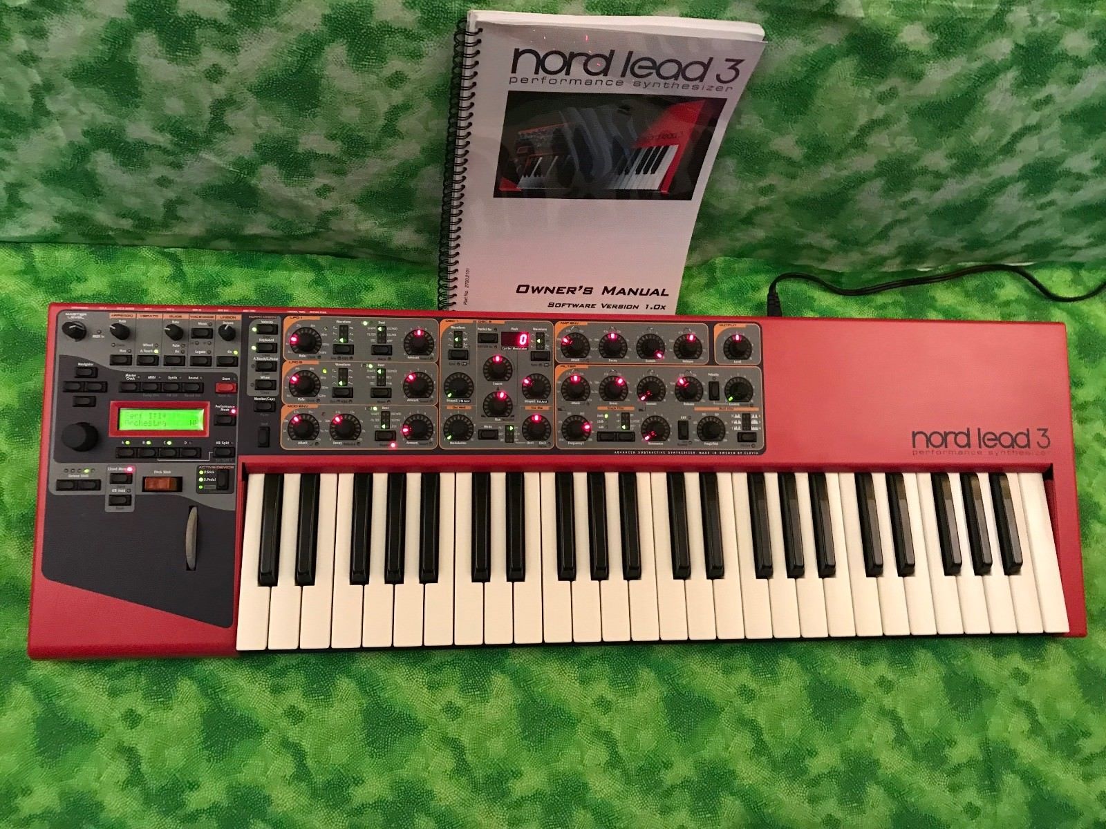 MATRIXSYNTH: Nord Lead 3 Performance Synthesizer
