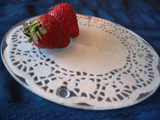 Crafty Butt: DIY Glass Doily Cheeseboard