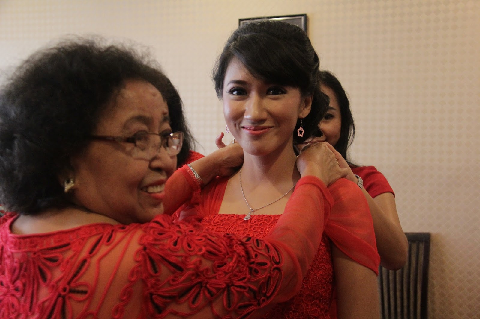 Tingjing: Lamaran Tradisi Tionghoa (Wedding Proposal in Chinese Tradition)