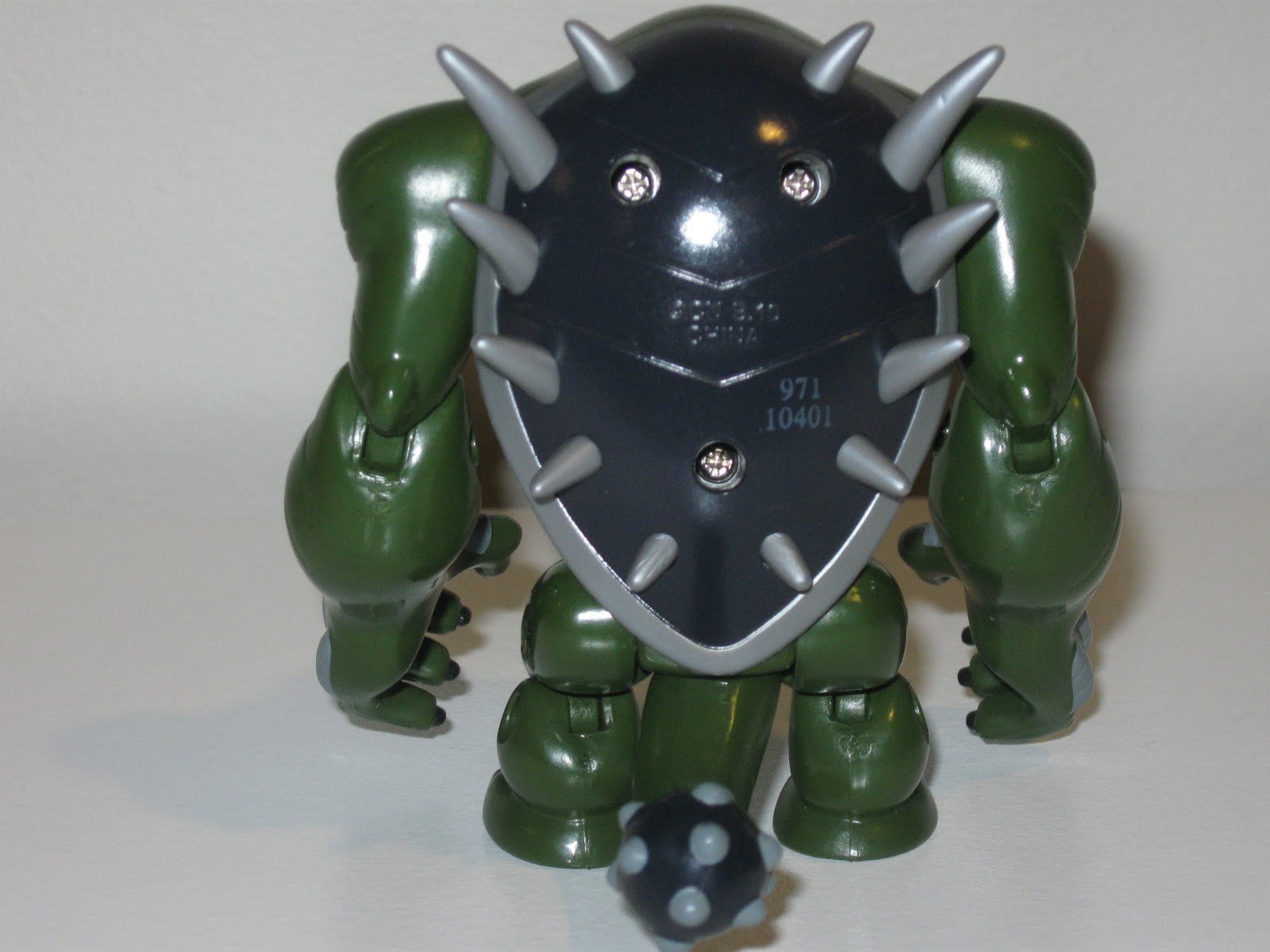 The Toyseum: Ben 10 Ultimate Humungousaur Figure