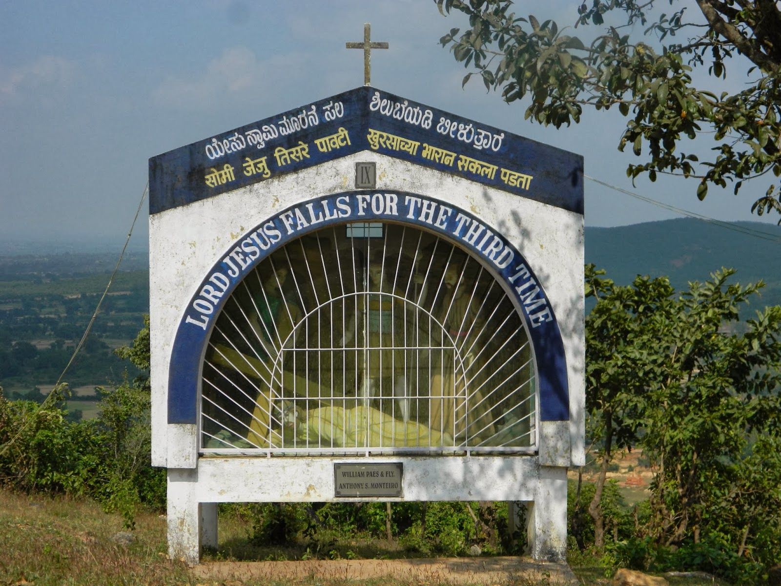 Miraculous Cross at Nandgad in Karnataka: Stations of the Cross at Nangad