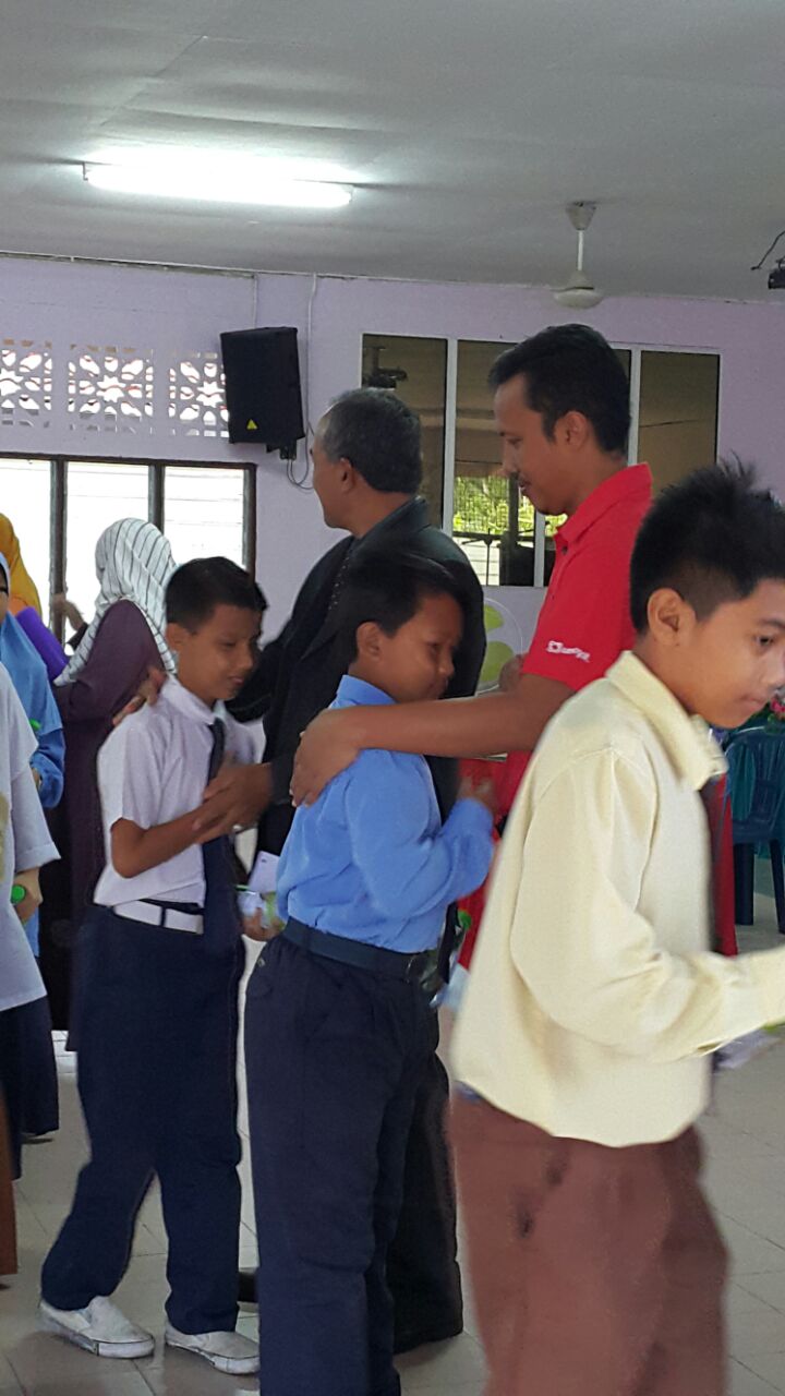 SEKOLAH KEBANGSAAN TENGKAWANG: Kunjungan YB Tn. Haji Dato' Rozi Dan ...