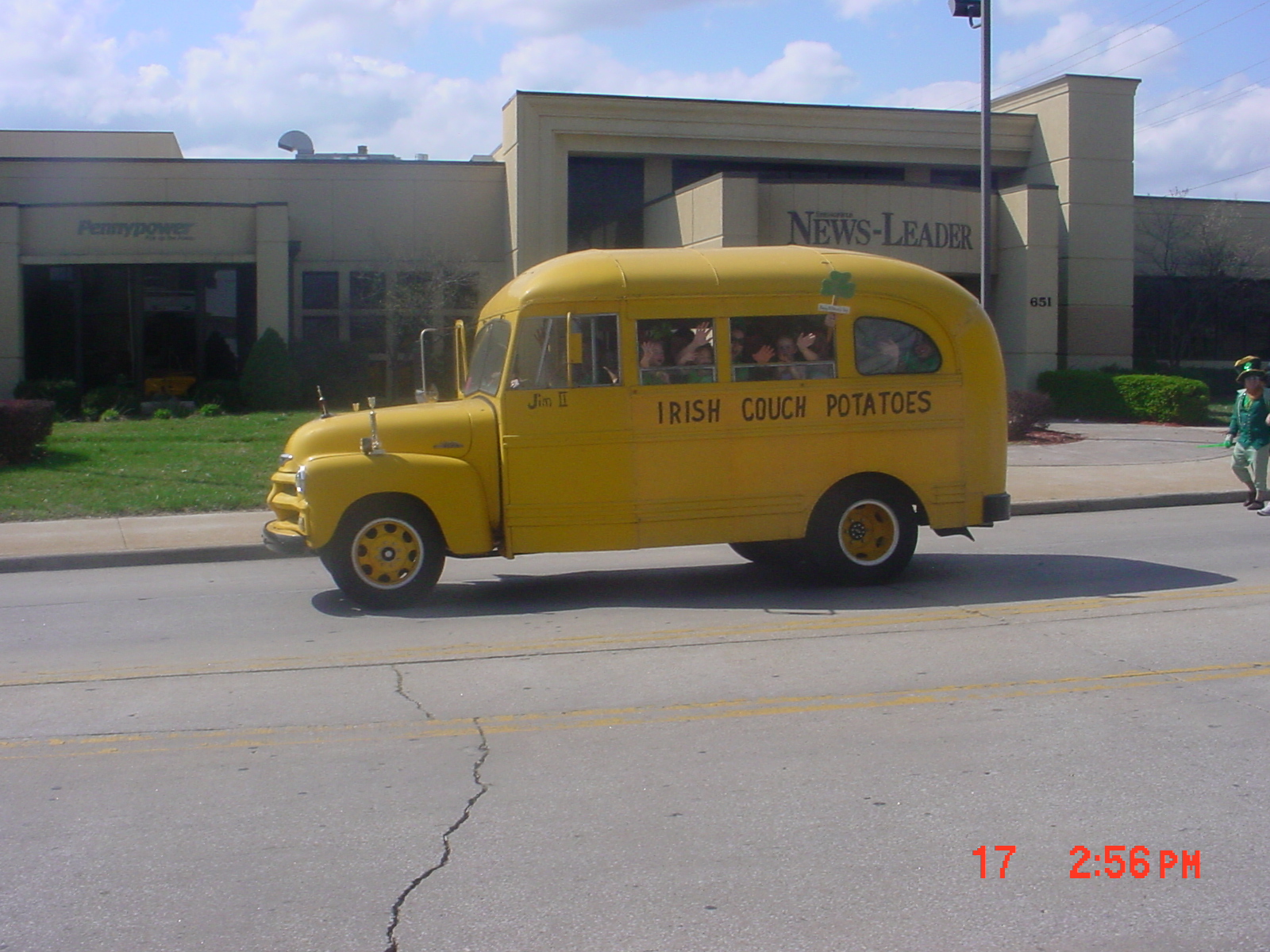 Ozark View Points: 1954 Wayne Bodied 3800 Series Chevrolet Bus