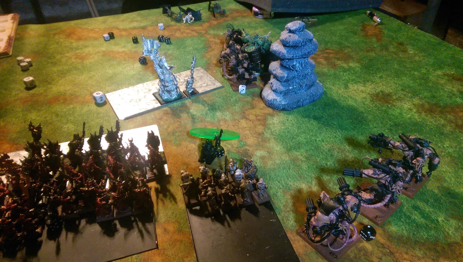 The Painted Rat: Stormfiends VS Bloodthrister - Skaven vs Demons - 2500pts