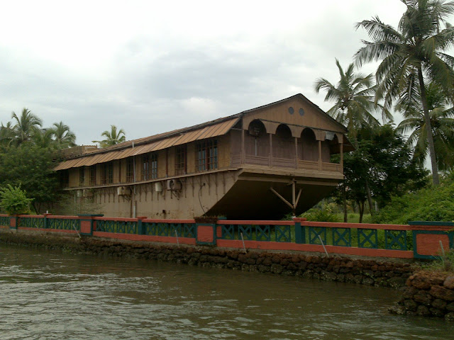 Chettuva Backwater Photos - TravelHome