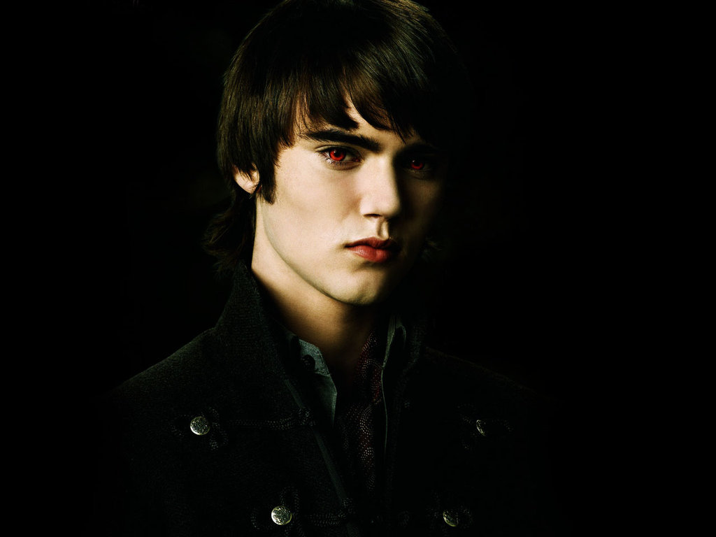 ~Trespassing... /Alec Volturi fanfiction/