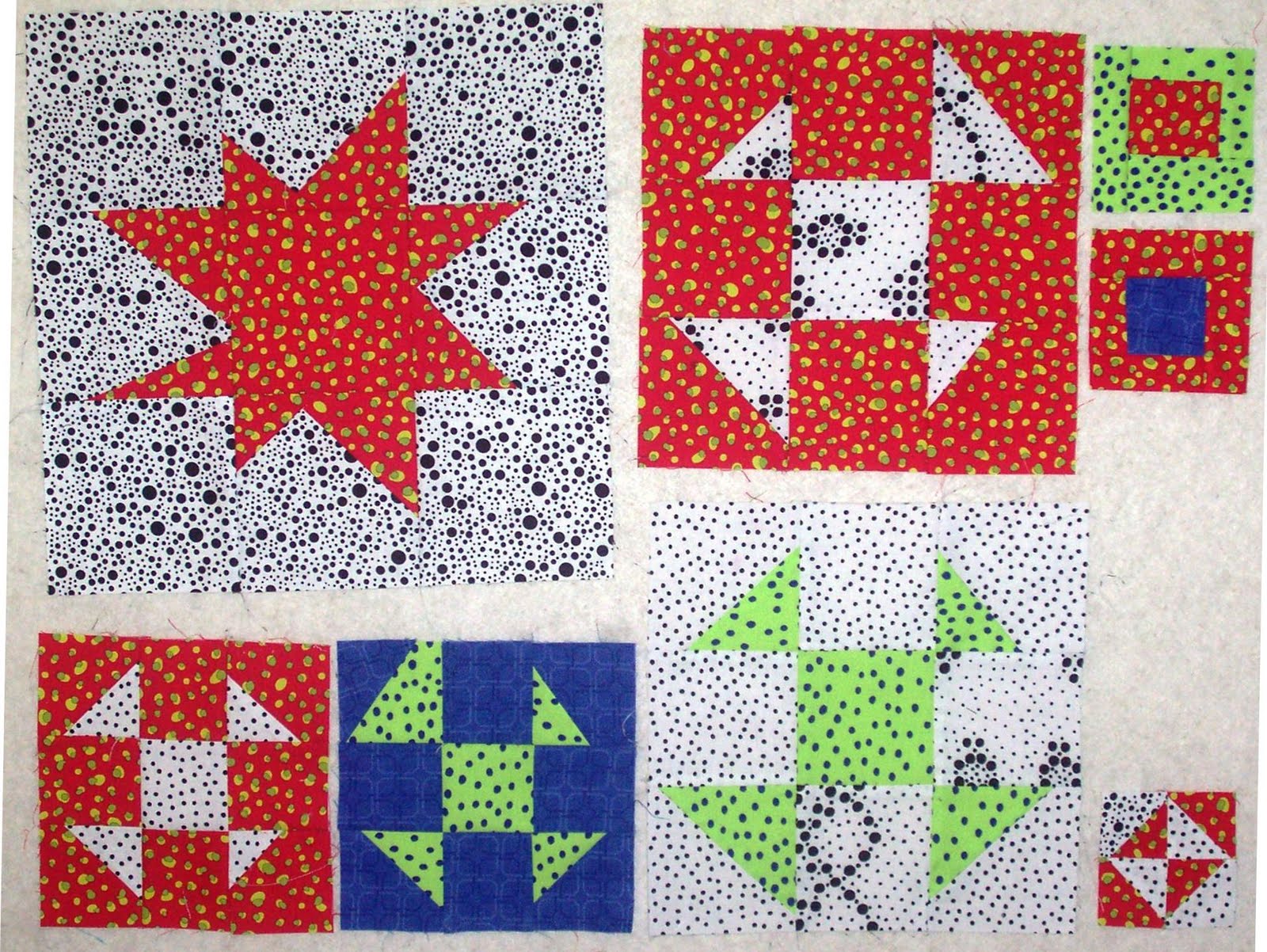 Gigi's Room: Busy sewing blocks