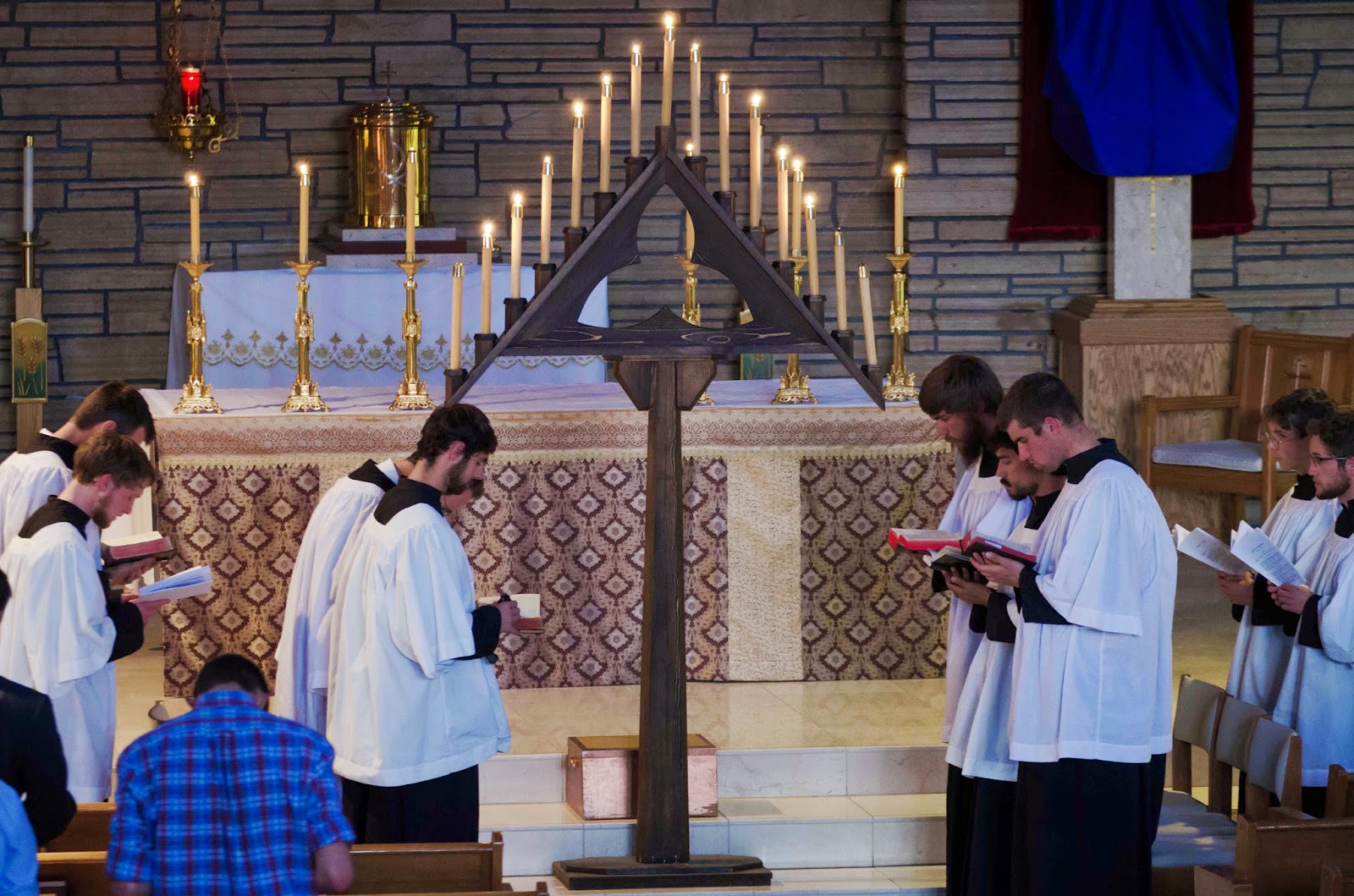 New Liturgical Movement: Tenebrae at Wyoming Catholic College