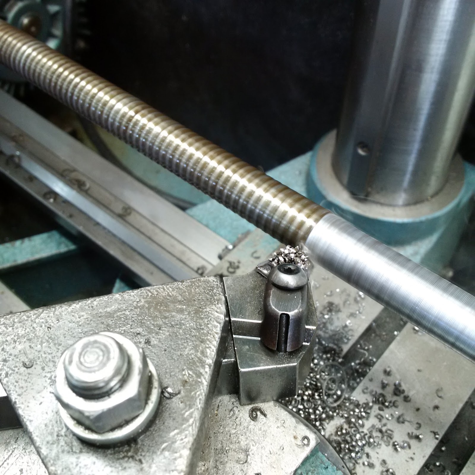 Another Day Another Project: Fixing Worn Out Cross Slide Screw for a ...