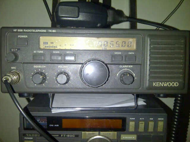 yc2njo.blogspot.com: Ditawarkan HF Transciever Kenwood TK 80