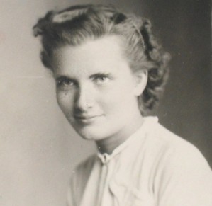 Heroinas da Cristandade: Agnès de La Barre de Nanteuil - 13 de agosto