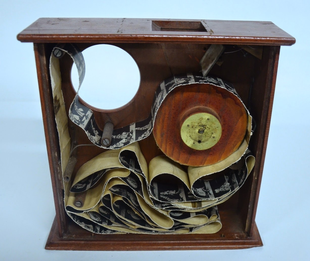 The Richard Balzer Collection: Parlor Kinetoscope