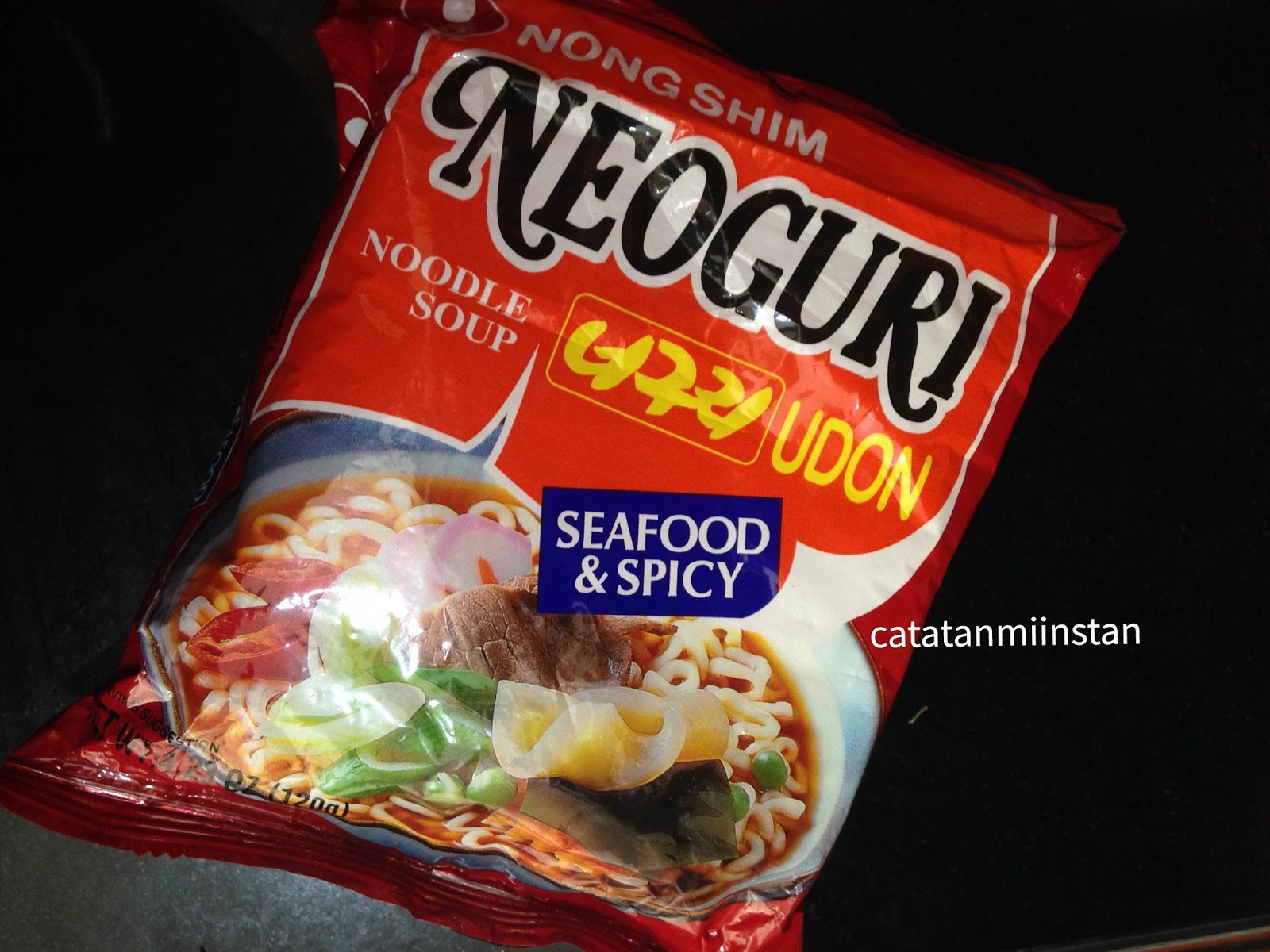 Review Nongshim Neoguri Udon Seafood & Spicy - Catatan Mi Instan