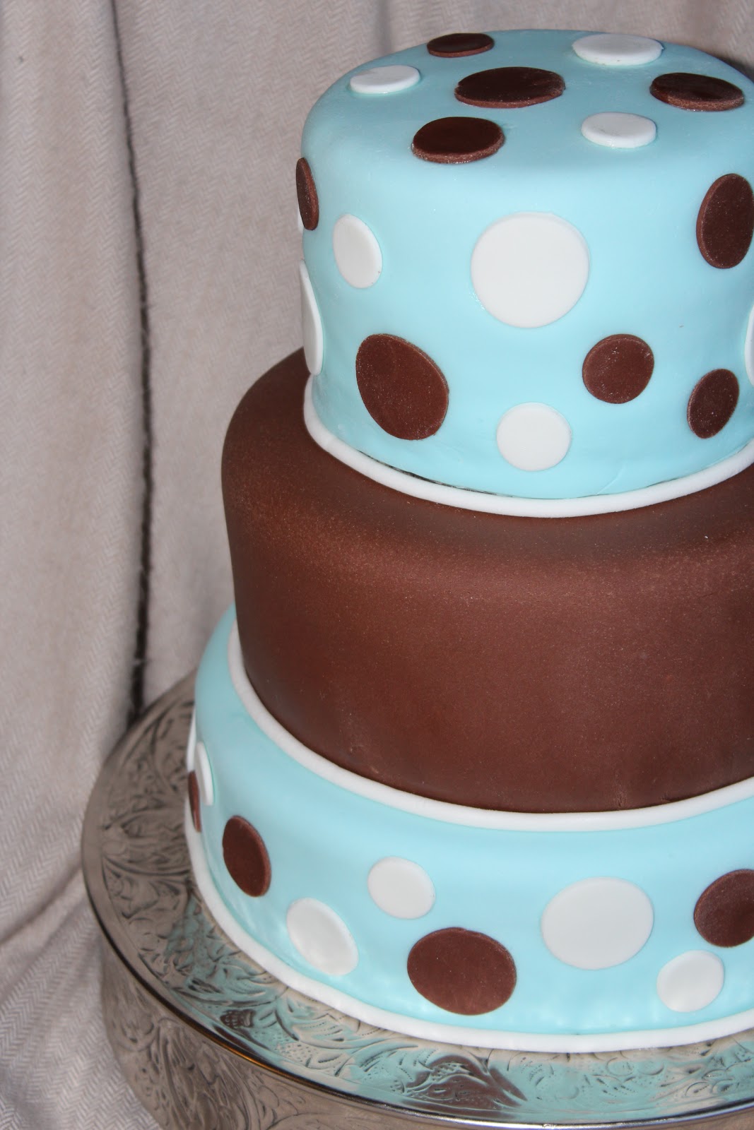 Cake Flair: Blue and Brown Polka Dot Cake