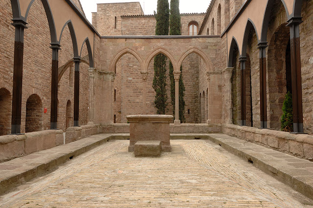 Cardona Castle - a travel guide to the jewel of Catalonia