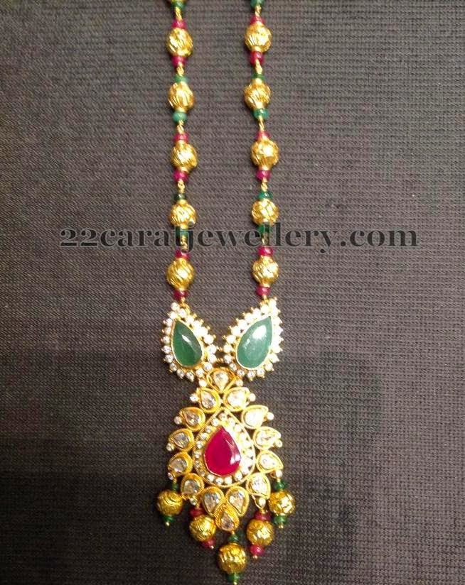 Gold Beads Set with Simple Locket - Jewellery Designs