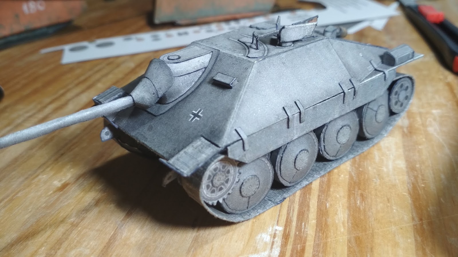 Felizia's paper machines: Jagdpanzer 38t Hetzer (World of Paper Tanks)