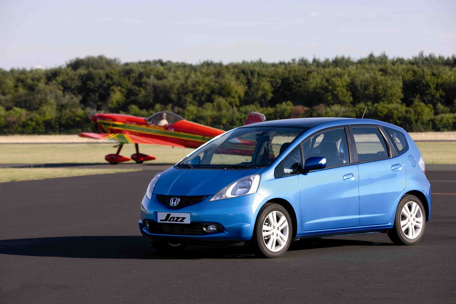 Irish Car+Travel Magazine: June 2012