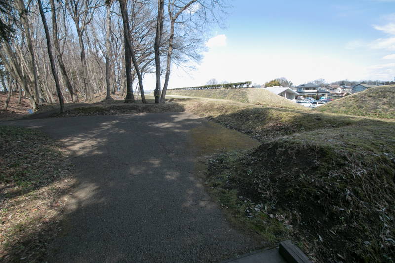 Tobiyama Castle -Modern shape castle of traditional clan- | Ken's ...