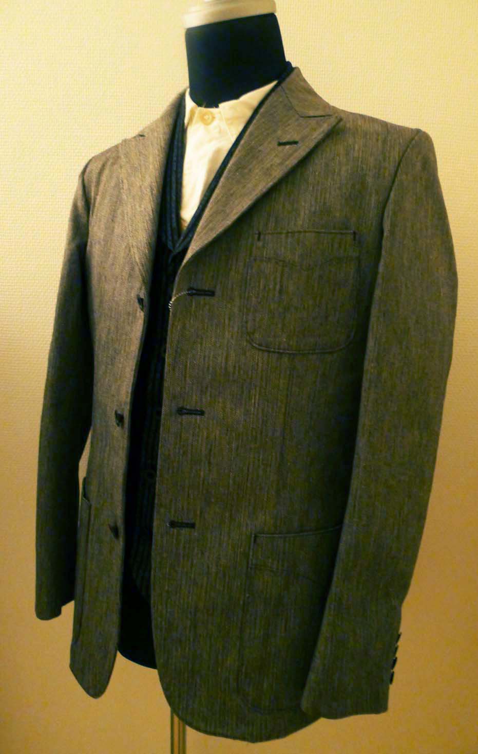 ADJUSTABLE COSTUME: ☆ ADJUSTABLE COSTUME ☆ Pinchback Style Sack Coat