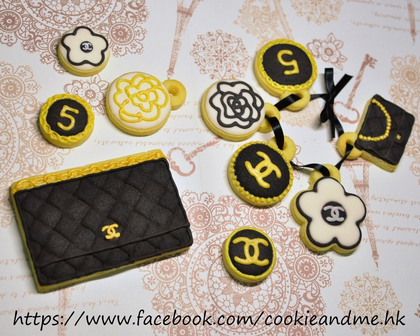 Cookie and Me: Chanel cookies