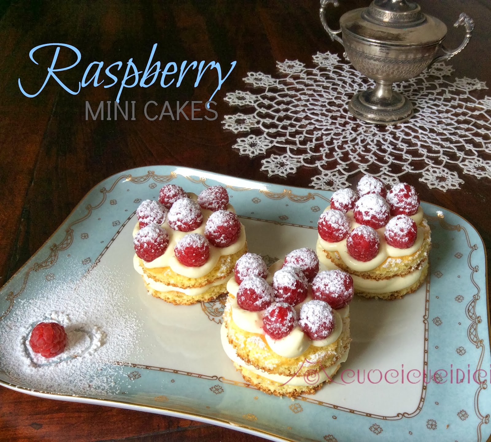 cuocicucidici: RASPBERRY MINI CAKES per UnLampoNelCuore