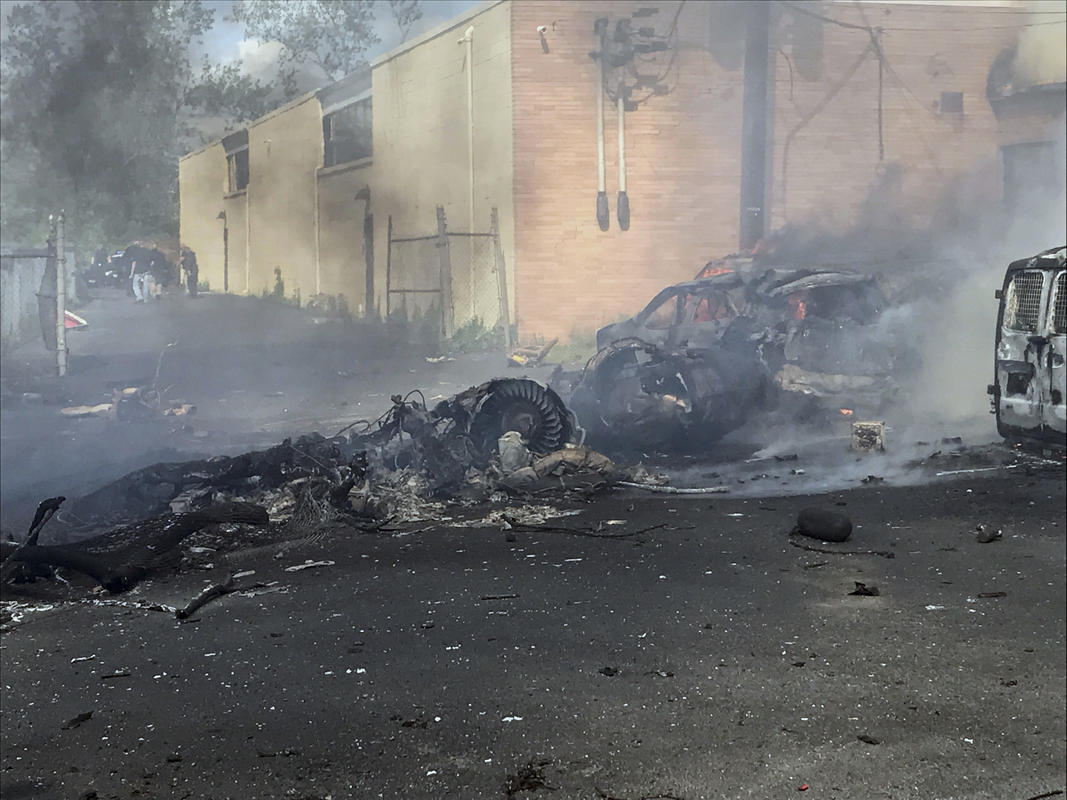 Kathryn's Report: Aerodynamic Stall / Spin: Learjet 35A, N452DA, fatal ...