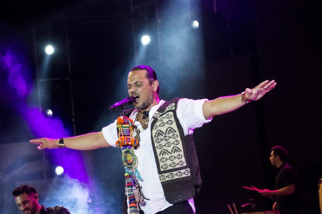 JORGE ROJAS - LA VIDA: EL ''INDIO'' LUCIO ROJAS ES LA CONSAGRACIÓN ...