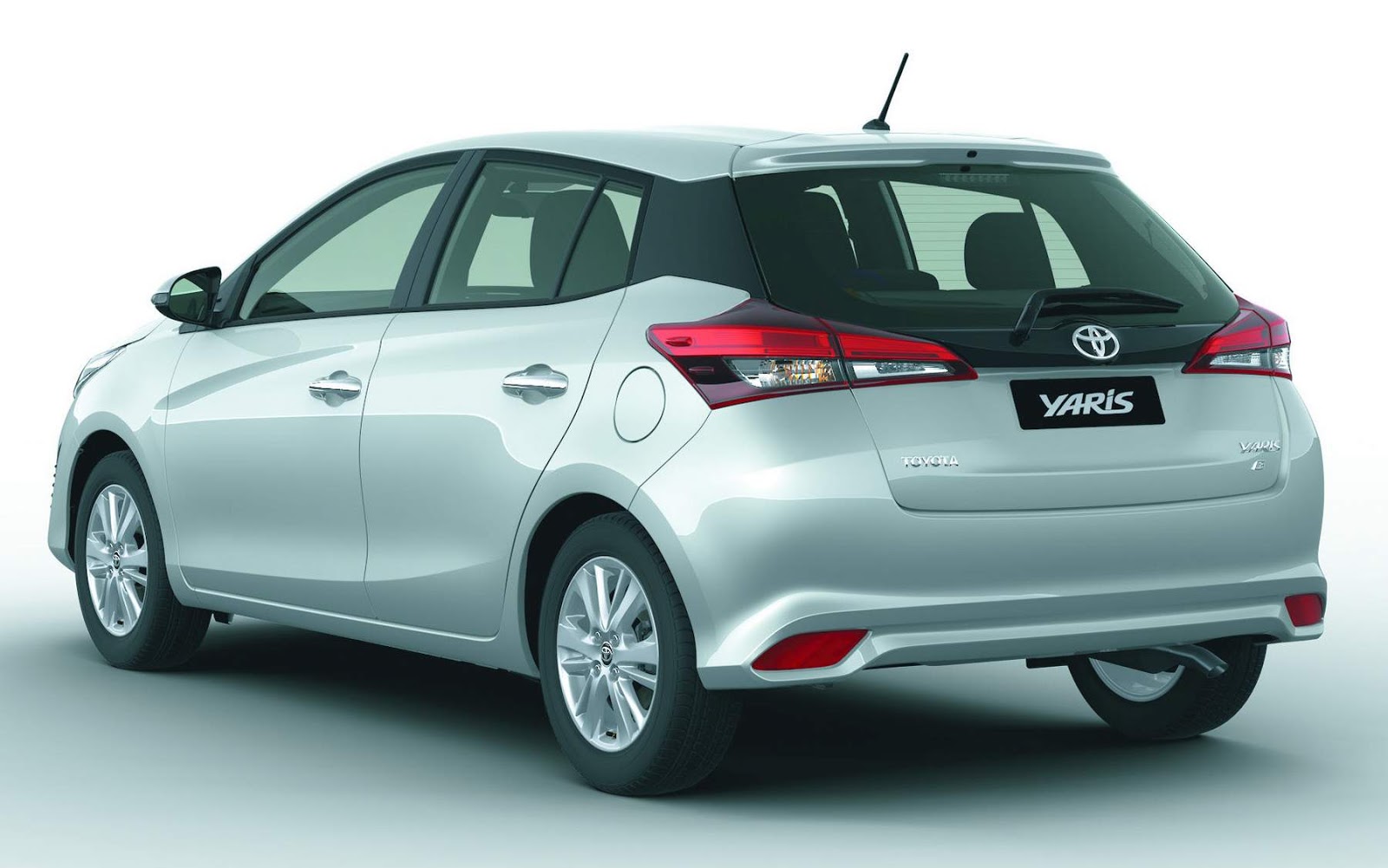 Toyota Yaris brasileiro terá plataforma e motor de Etios