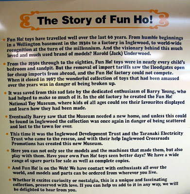 The Shopping Sherpa: Ho what fun*