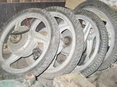 ROBOTIKA SparePart: Velg Motor DC + Ban ex Sepeda Listrik