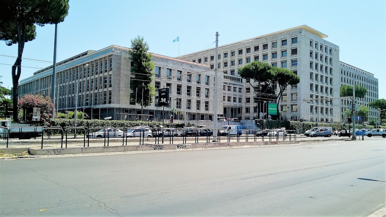 Viandante Romano: La legge contro gli sprechi alimentari