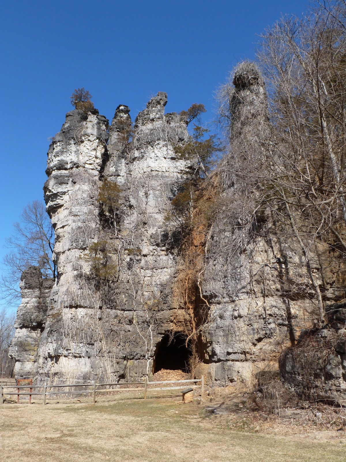 The Continuing Adventures of Eric, Noelle and Sierra: Natural Chimneys ...